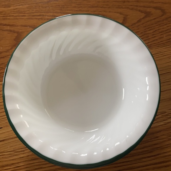 Corelle | Dining | 4 Green Trimmed Corelle Bowls | Poshmark